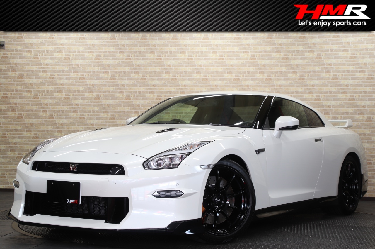 R5 GT-R 3.8 トラックエディションEngineered by nismo 0.1万km MY24 1オーナー 専用拡幅フロント ...