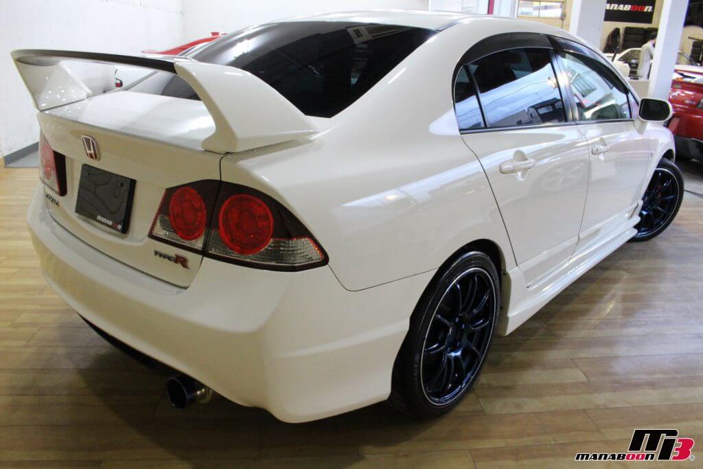 シビックタイプR（FD2）入庫！ingsエアロにBLITZ車高調が入ったライトチューン仕様！